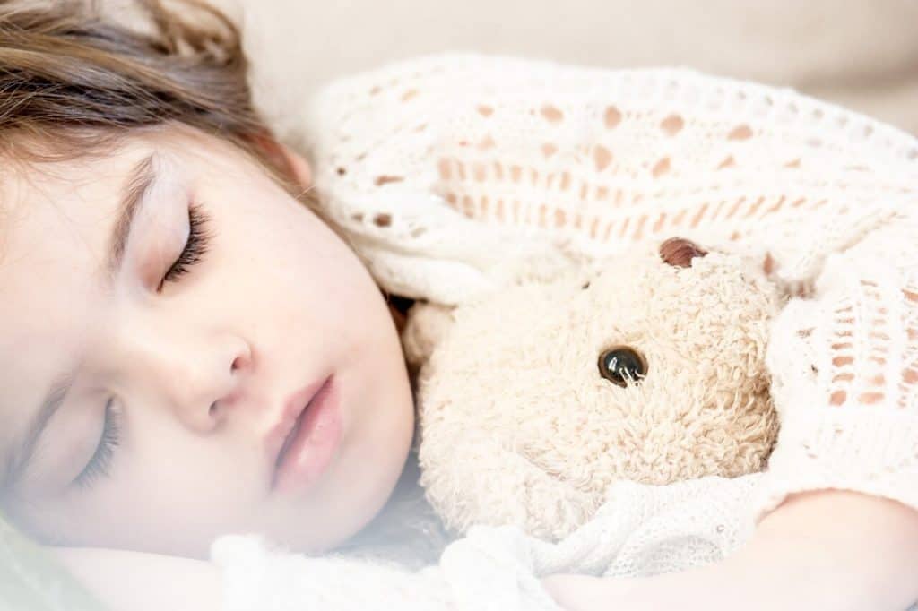 30 Tips to Better ZZZs: FREE Sleep Hygiene PDF Handout Here!